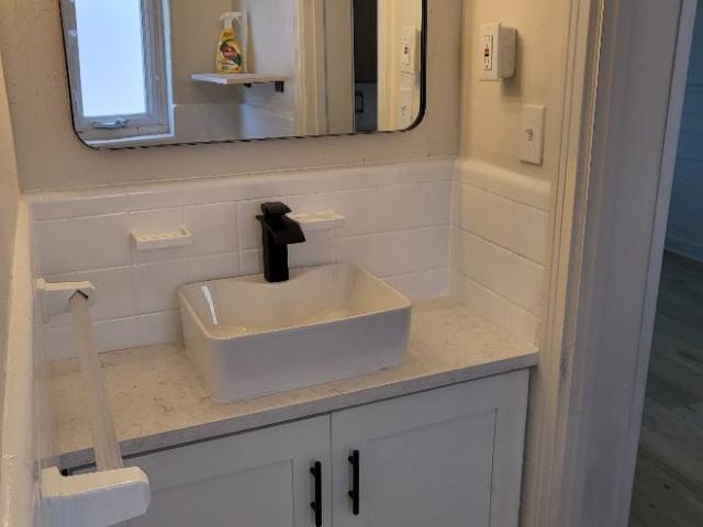 Studio, 1 bath, Condo 206 Oleander Avenue