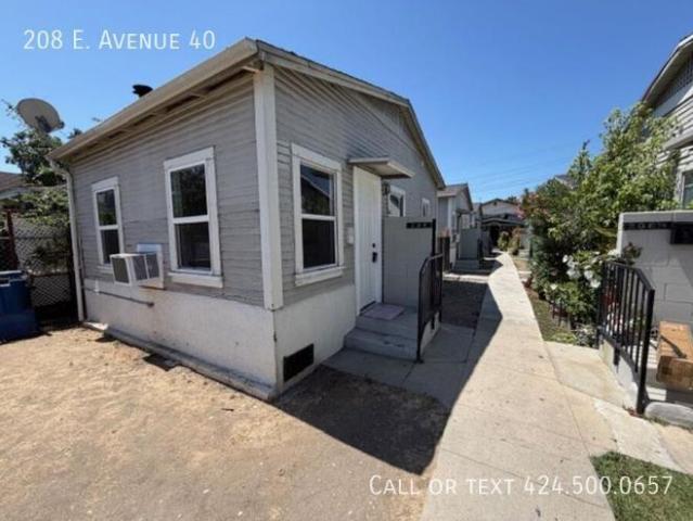 Studio, 1 bath, Condo 208 E Avenue 40