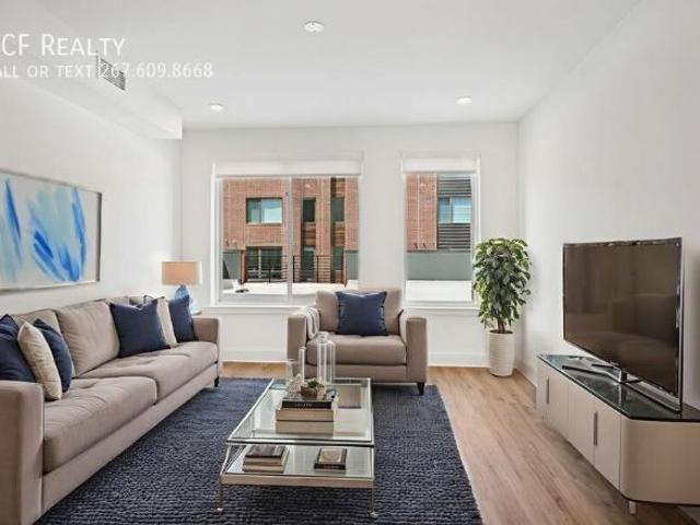 Studio, 1 bath, Condo 2101 Washington Avenue