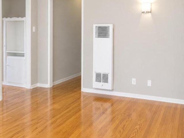 Studio, 1 bath, Condo 215 W Lomita Ave