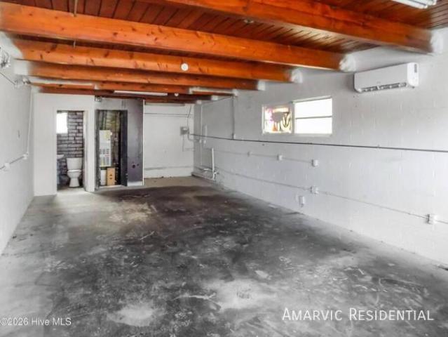 Studio, 1 bath, Condo 219 W Bassett St