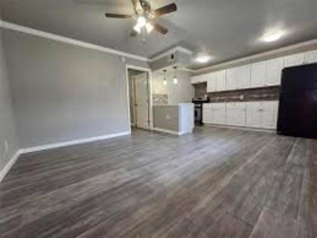 Studio, 1 bath, Condo 221 Caylor Street
