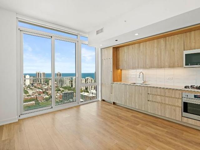 Studio, 1 bath, Condo 229 W Hill St