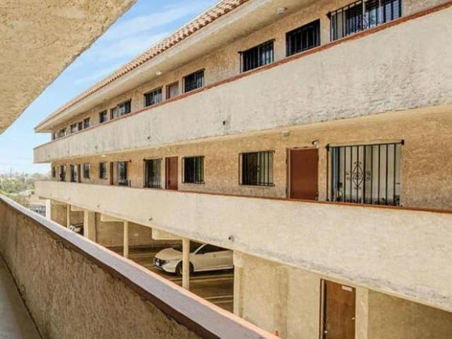 Studio, 1 bath, Condo 3401 N Figueroa St