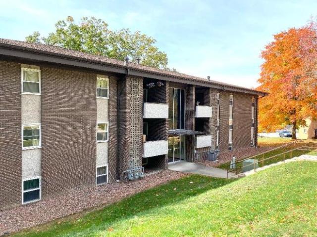 Studio, 1 bath, Condo 3409 Sardis Road