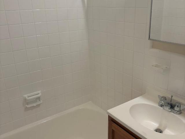 Studio, 1 bath, Condo 3435 Holmead Pl NW