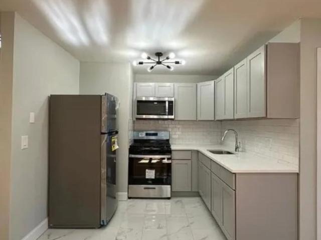 Studio, 1 bath, Condo 346 Franklin Pl