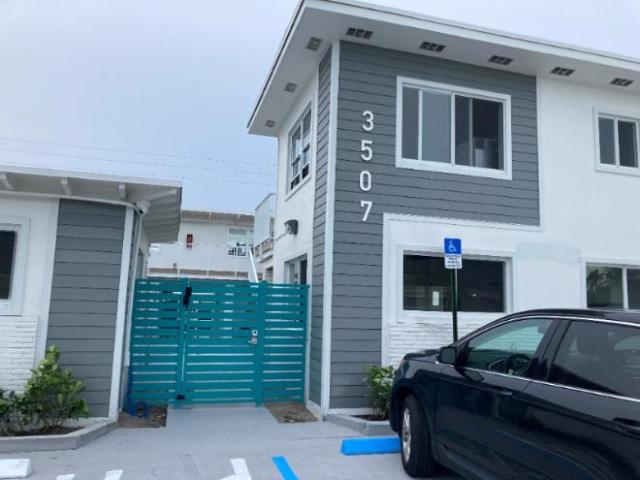 Studio, 1 bath, Condo 3507 Broadway