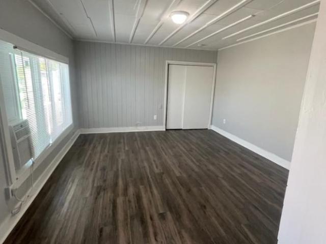 Studio, 1 bath, Condo 3525 14th St West