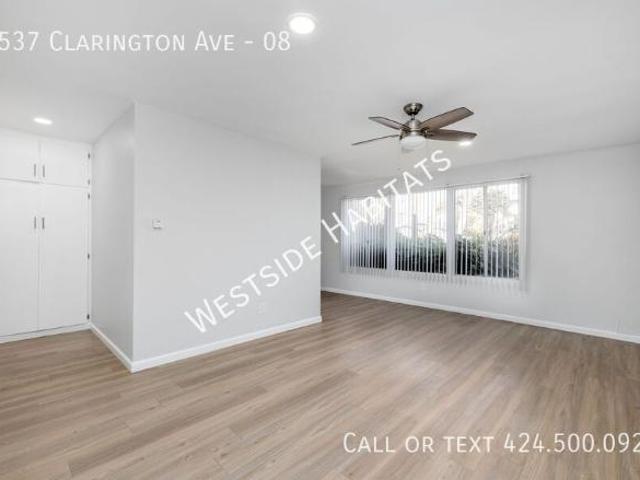 Studio, 1 bath, Condo 3537 Clarington Ave