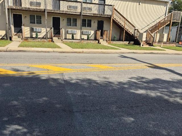 Studio, 1 bath, Condo 365 W Elm St