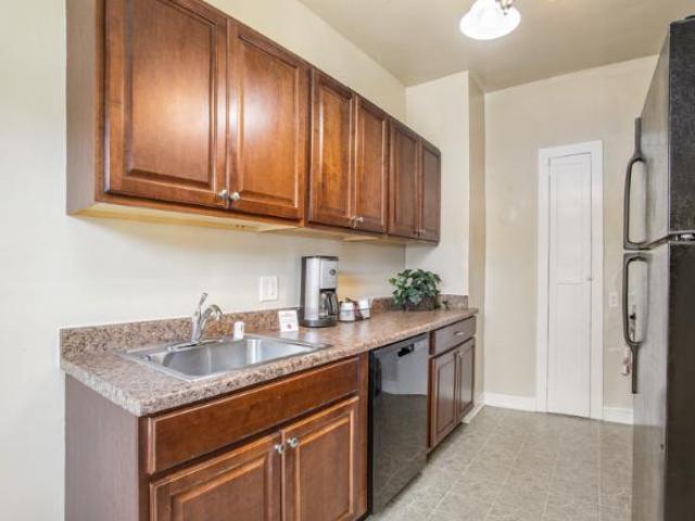 Studio, 1 bath, Condo 365 Hanover Ave