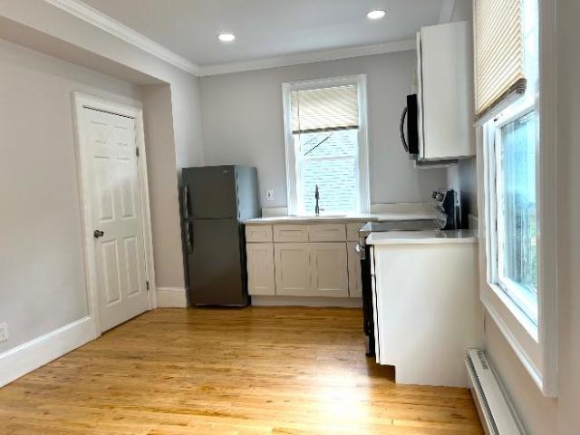 Studio, 1 bath, Condo 372 Broadway