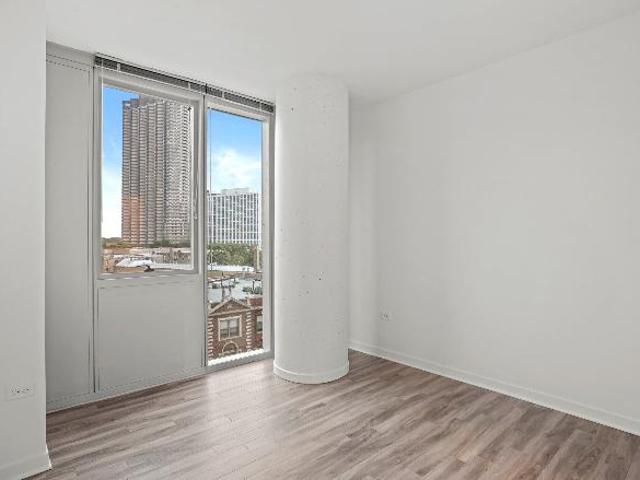 Studio, 1 bath, Condo 3730 N Halsted St