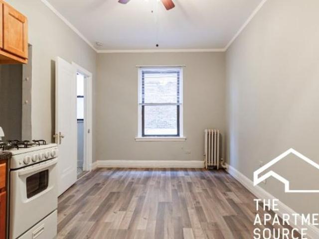 Studio, 1 bath, Condo 3831 N Fremont St