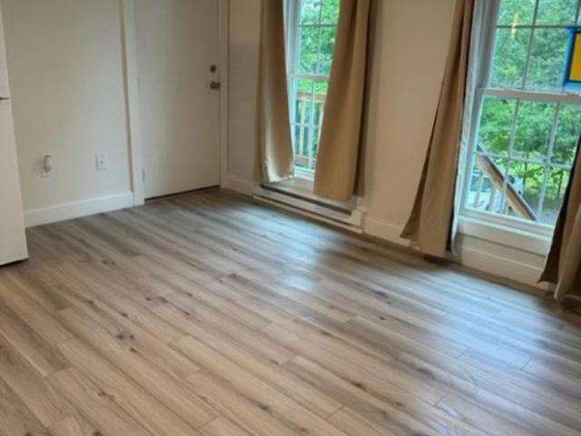 Studio, 1 bath, Condo 397 Main St
