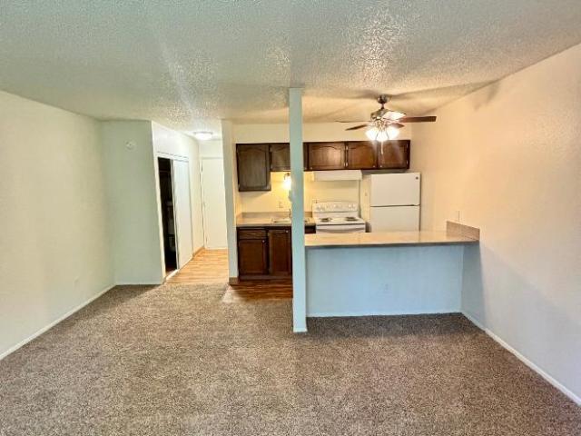 Studio, 1 bath, Condo 3950 SW 102nd Ave