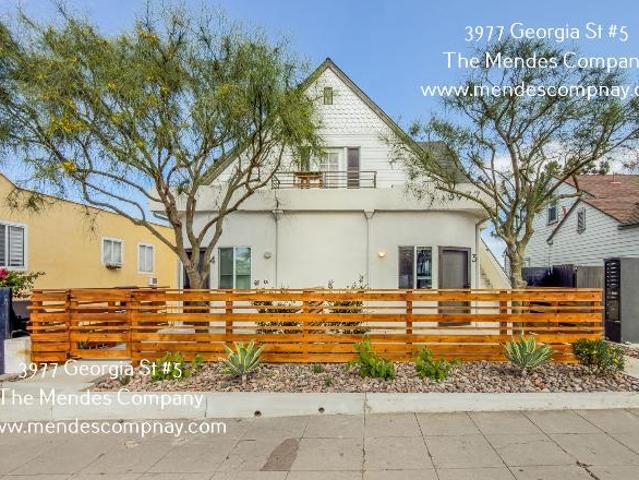Studio, 1 bath, Condo 3977 Georgia St