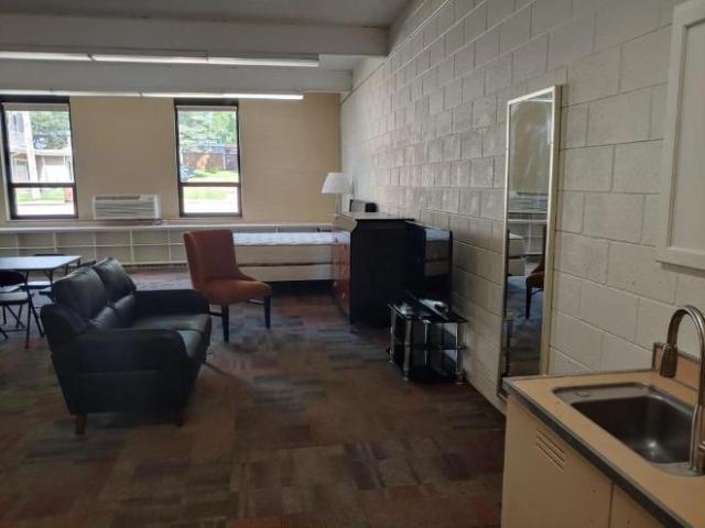 Studio, 1 bath, Condo 310 S East St