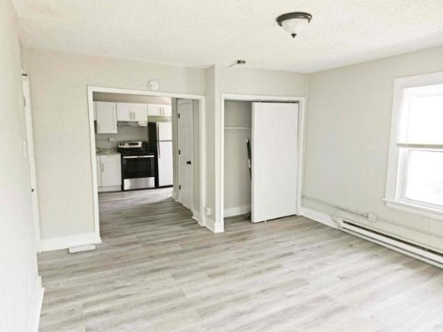 Studio, 1 bath, Condo 3131 Gilbert Ave