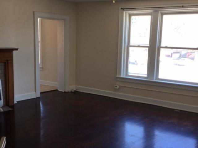Studio, 1 bath, Condo 3167 N High St