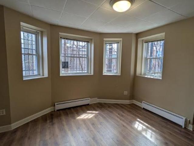Studio, 1 bath, Condo 3 State Street