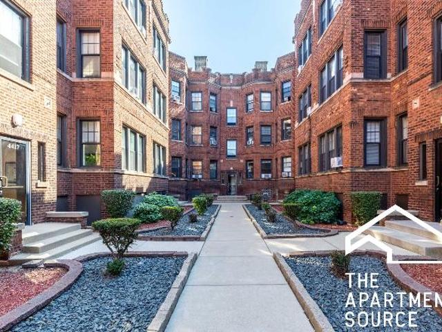 Studio, 1 bath, Condo 4415 North Wolcott Ave