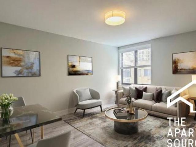 Studio, 1 bath, Condo 445 West Barry Ave