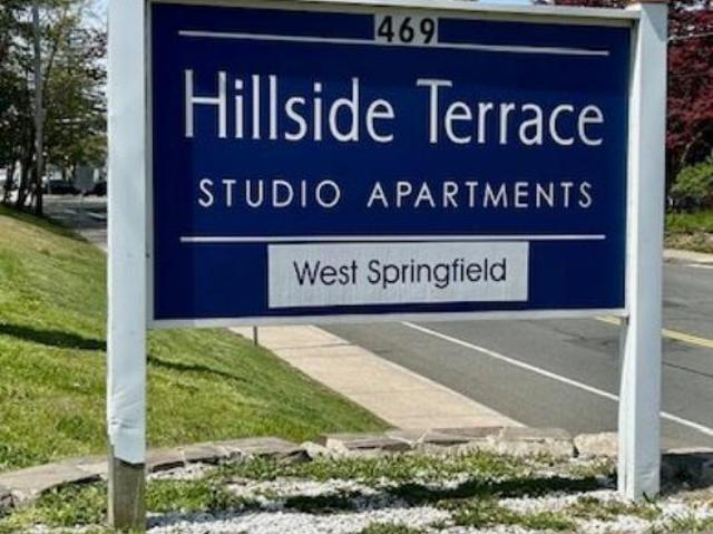 Studio, 1 bath, Condo 469 Westfield Street