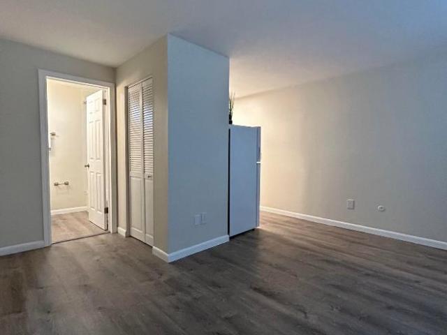 Studio, 1 bath, Condo 469 Westfield Street