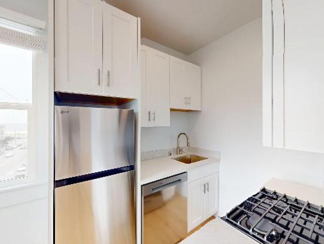 Studio, 1 bath, Condo 4736 Balboa St