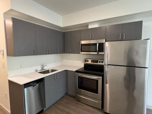 Studio, 1 bath, Condo 4801 Fauntleroy Way SW
