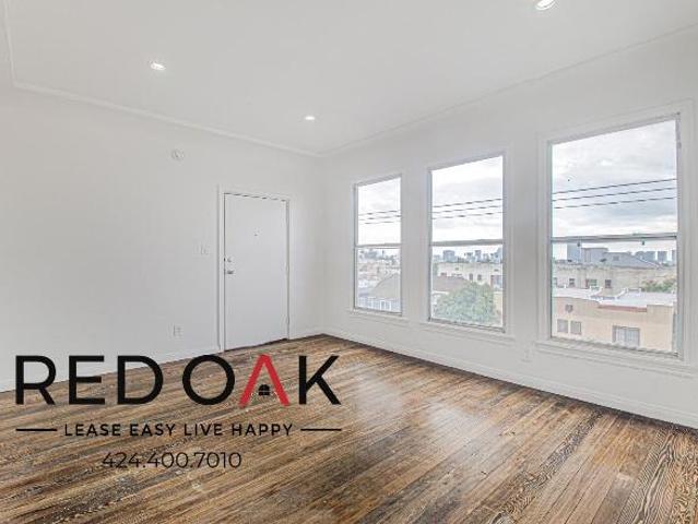 Studio, 1 bath, Condo 4811 Melrose Ave