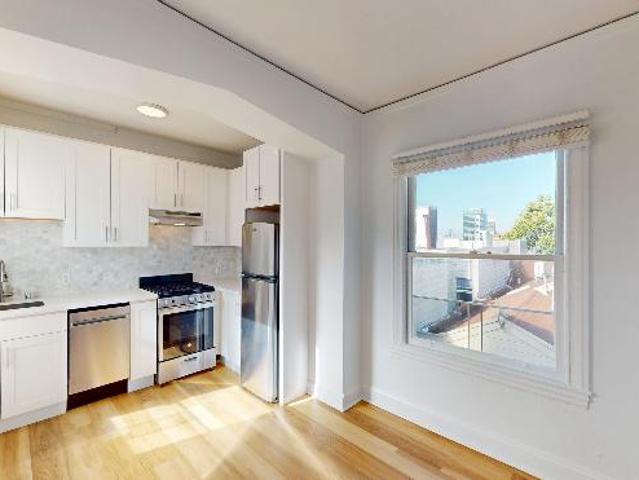 Studio, 1 bath, Condo 400 Page Street
