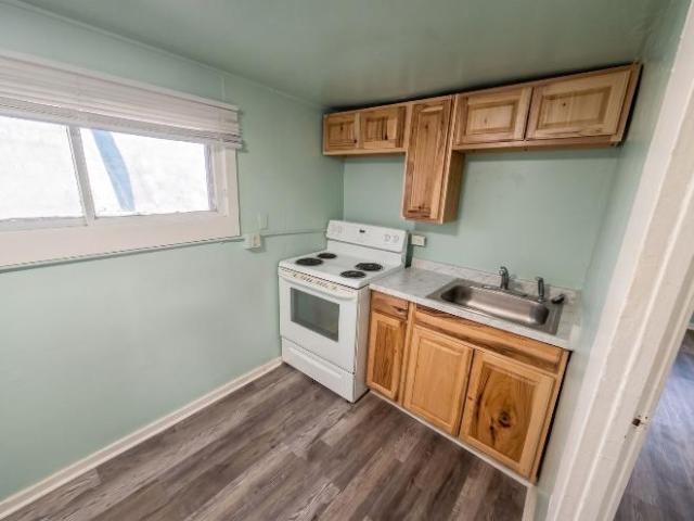 Studio, 1 bath, Condo 400 Santa Fe Dr