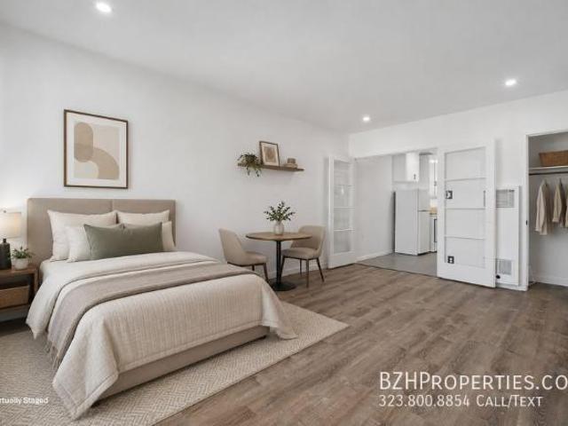 Studio, 1 bath, Condo 4010 Los Feliz Blvd