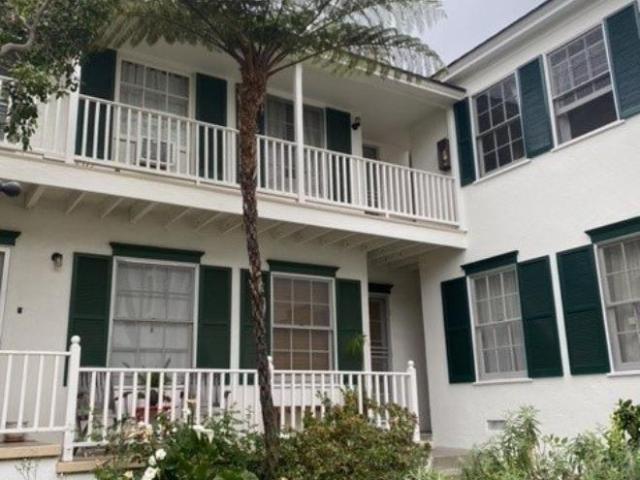 Studio, 1 bath, Condo 4024 4028 Los Feliz Blvd