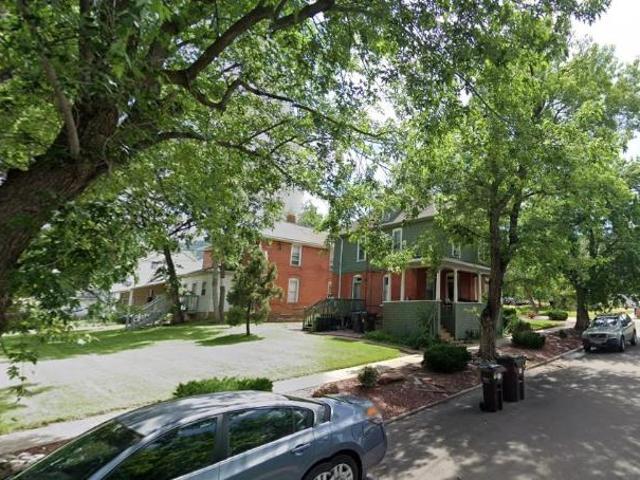Studio, 1 bath, Condo 402 Maxwell Avenue