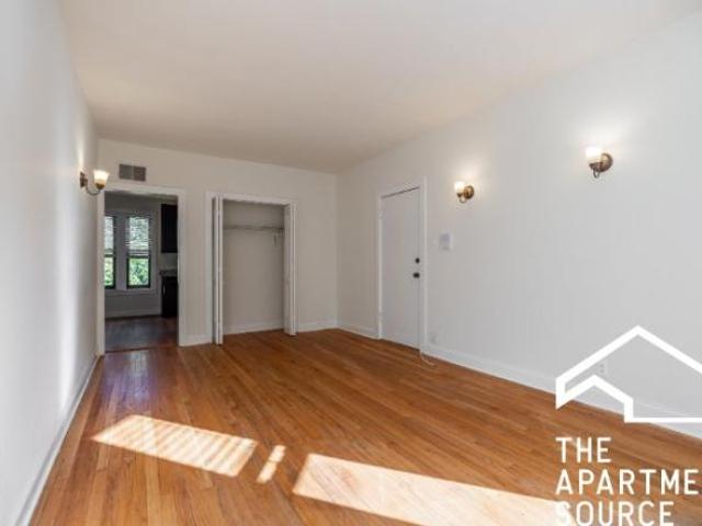 Studio, 1 bath, Condo 4036 N Ashland Ave