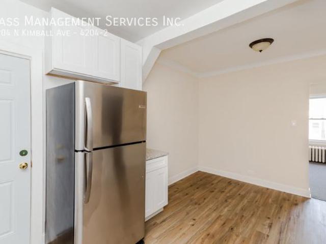 Studio, 1 bath, Condo 4204 N Kimball Ave