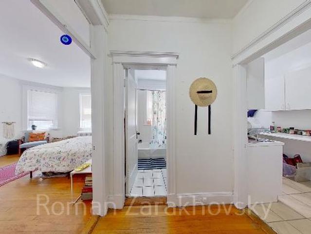 Studio, 1 bath, Condo 42 Strathmore Road