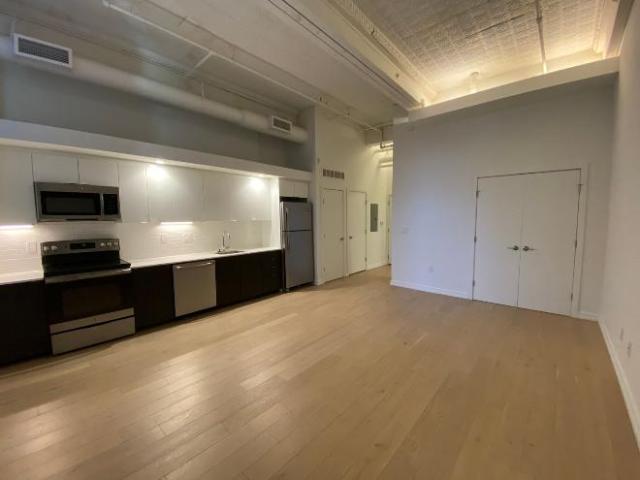 Studio, 1 bath, Condo 430 Fairmount Ave