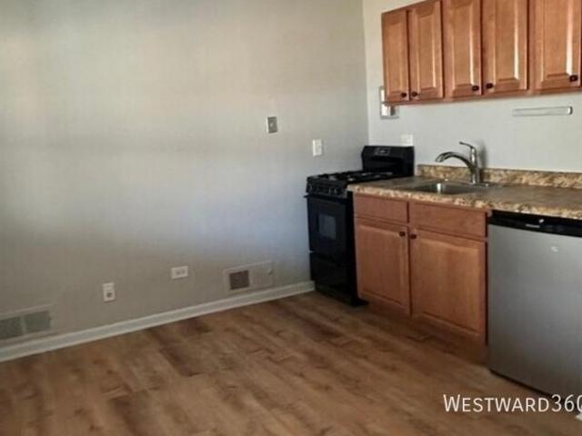 Studio, 1 bath, Condo 5500 Carriage Way Dr