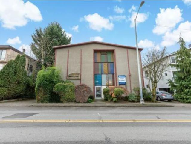 Studio, 1 bath, Condo 5515 15th Ave NE