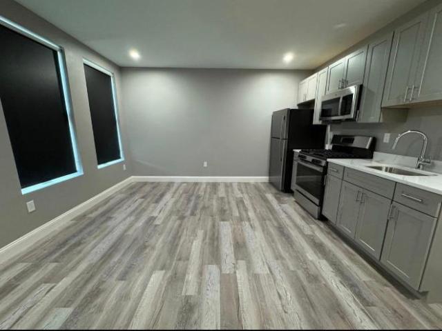 Studio, 1 bath, Condo 55 Walnut Ave