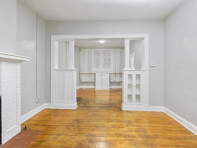 Studio, 1 bath, Condo 5703 E Washington Street