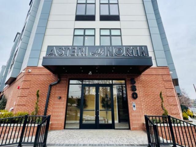 Studio, 1 bath, Condo 580 North Av