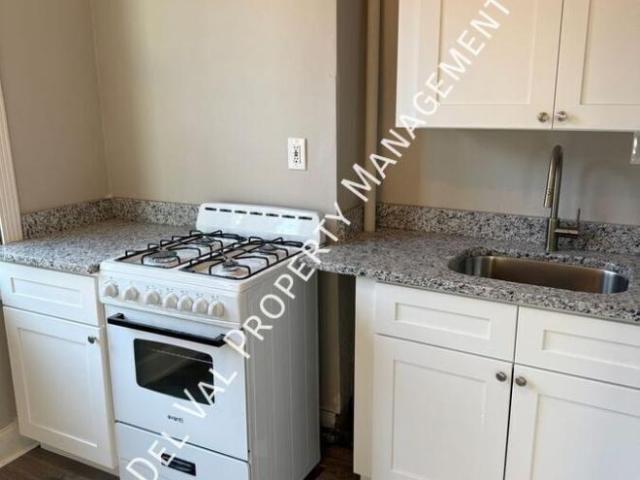 Studio, 1 bath, Condo 5900 Haverford Ave