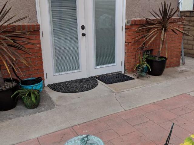 Studio, 1 bath, Condo 5041 Genesee Avenue