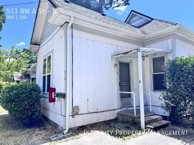 Studio, 1 bath, Condo 513 Nw A St